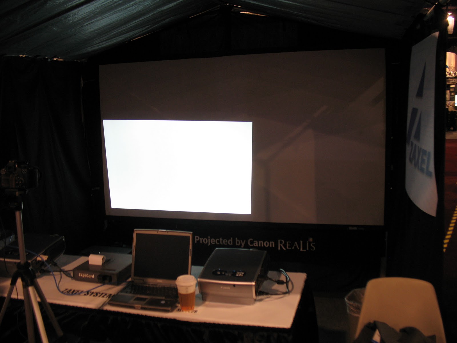 Video Technology: Multiple projector edge blending for increased ...