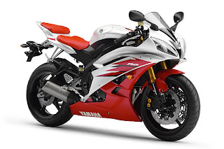 Latest News on Bikes: Yamaha R8