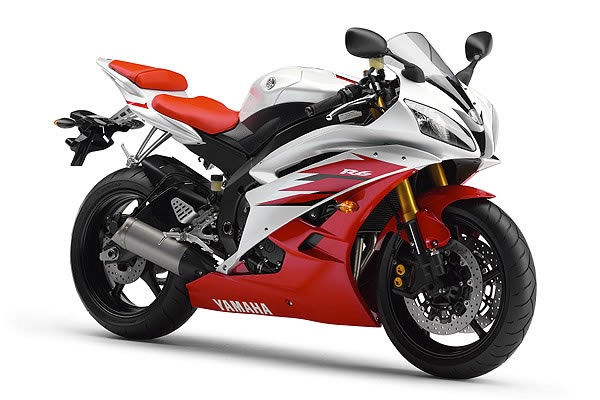 Latest News on Bikes: Yamaha R8
