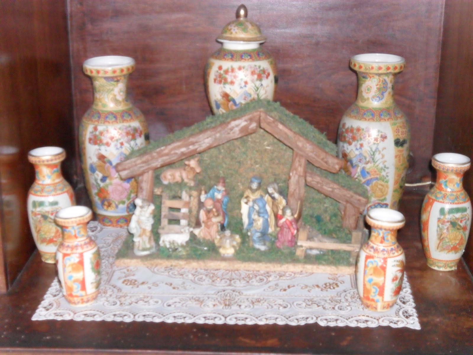 FIDEM SERVAVI: meu presépio: Jesus chega à China