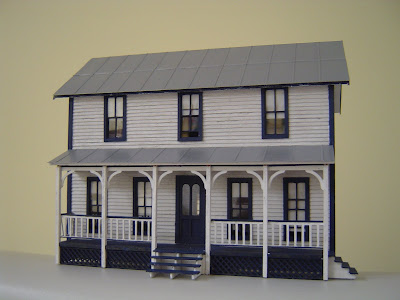 Richlawn Railroad: First Craftsman Kit - Farmhouse