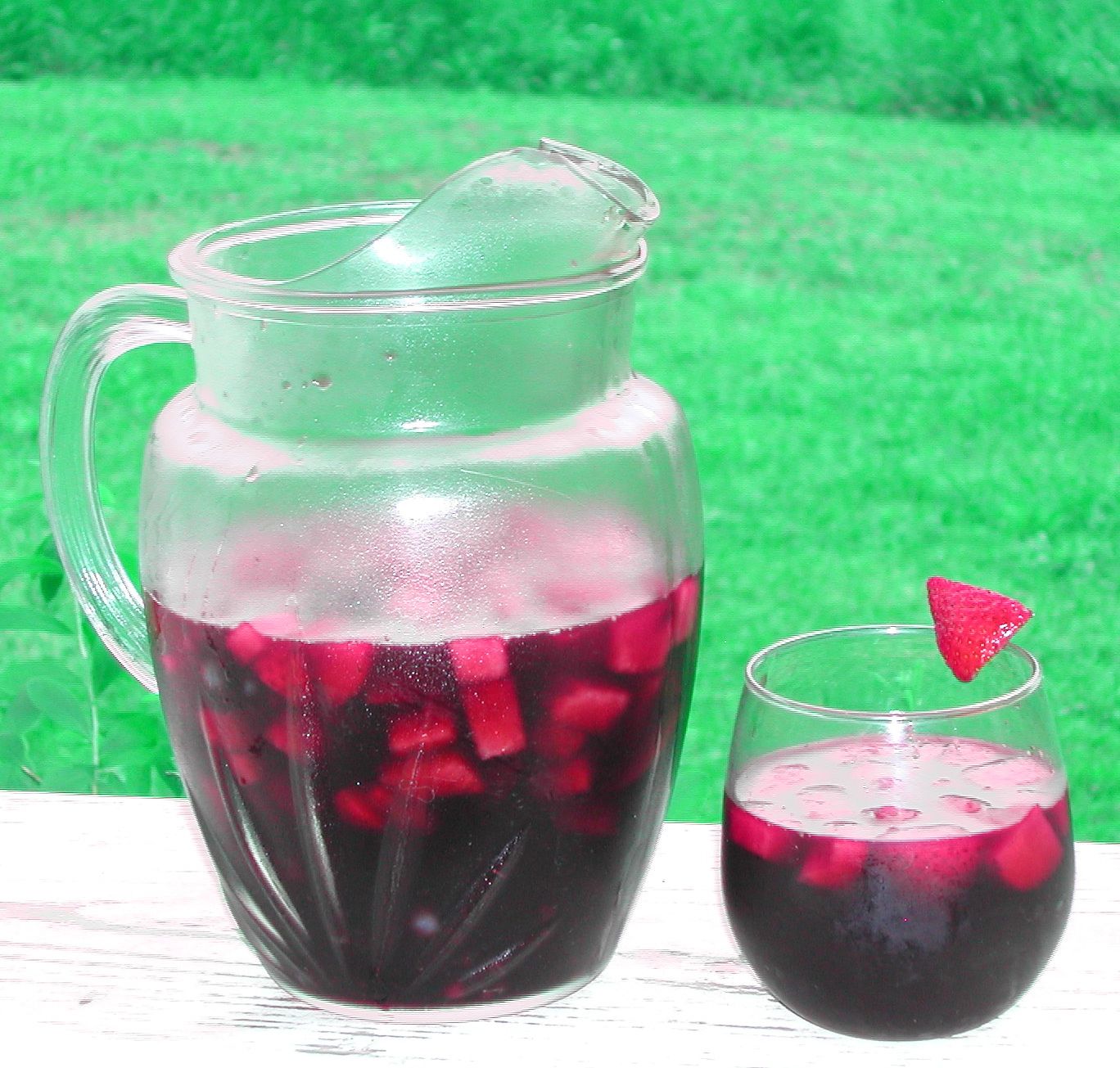 Lucindaville: Cocktails at the Burn Pit -- Berry Sangria