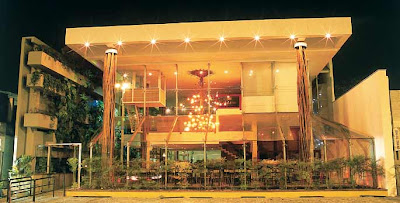 ID Magazine: Liquid Lounge, um aquário urbano