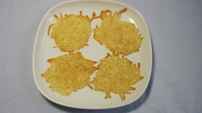 the mixed stew: Thursday’s Side Dish: Parmesan Crisps