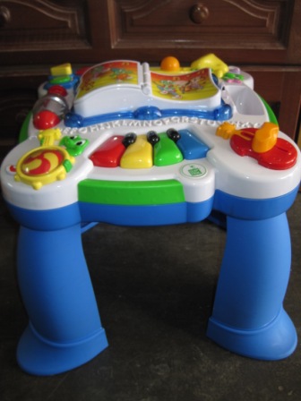 JuaiMurah: Leapfrog Learn N Play Activity Table