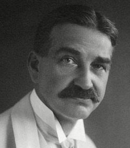 Dr. Wendell A. Howe: Baum's Bazaar