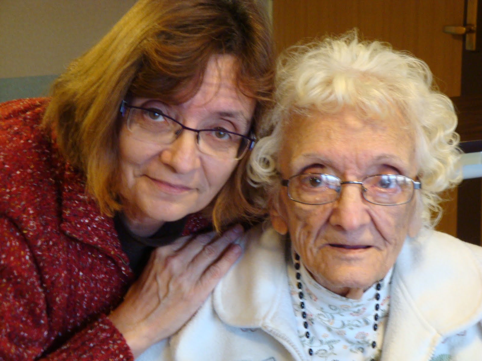 taylorbakercousins: Aunt Maria and the Minnesota Cousins