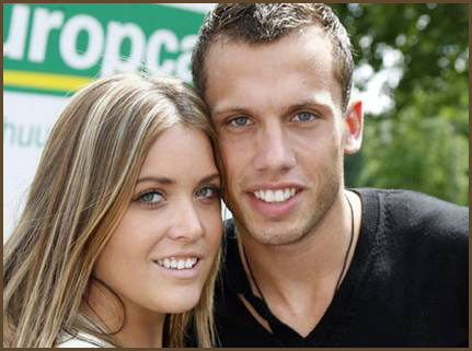 Trouwen in...: John Heitinga en Charlotte Sophie getrouwd