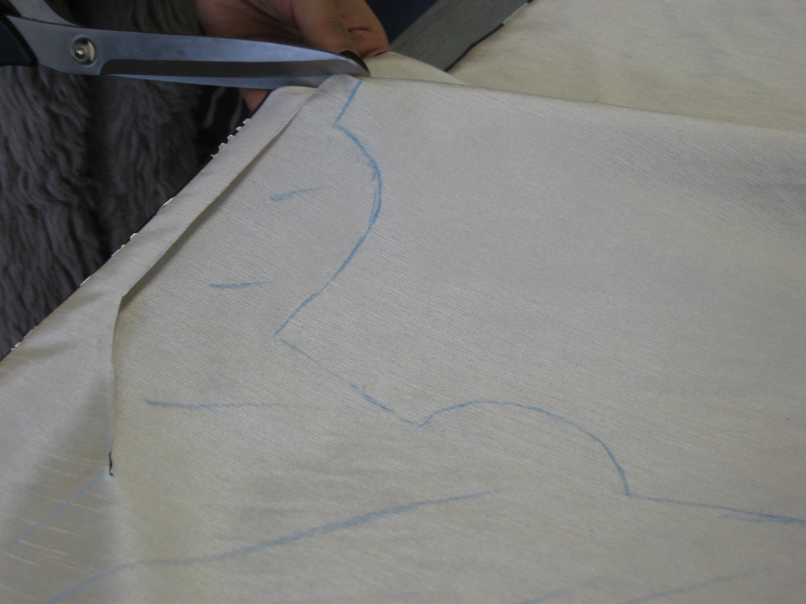 Emma Louise Jones: Subtraction cutting