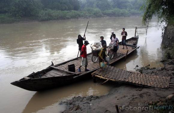 solotourism: Bengawan SOLO " Solo River