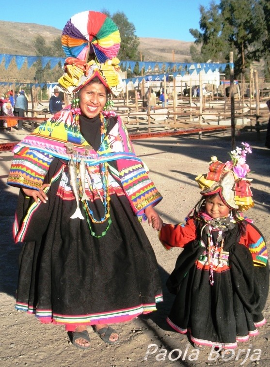 RUTAS DE CHASKI: CULTURA VIVA EN EL QHAPAQ ÑAN: EL ANACO DE CAMILACA Y ...