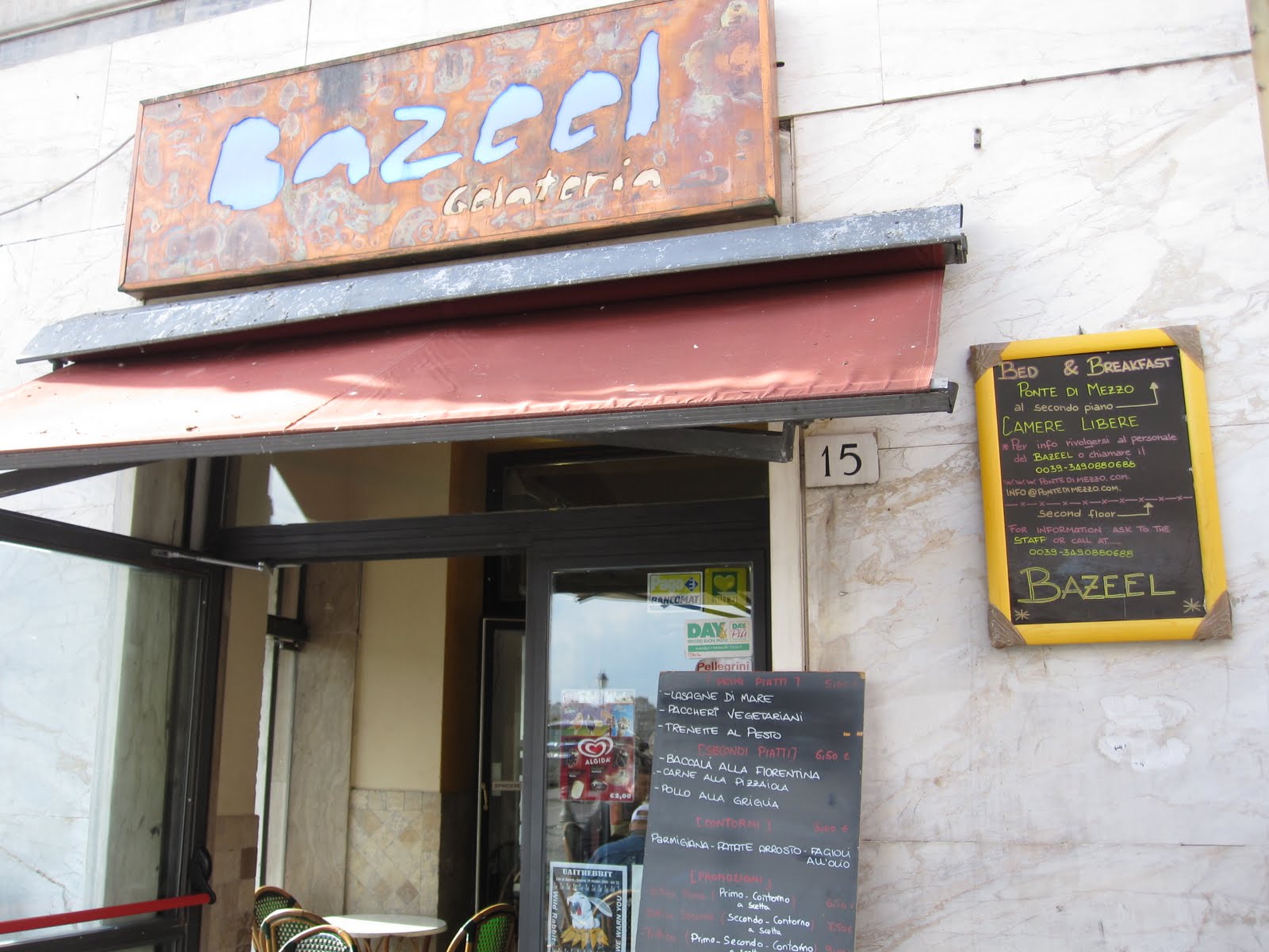 [GlobOblò]: :: bar "Bazeel" (Pisa)