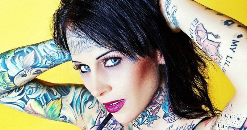 Kimberly Kardashian BLOG: Canada 加拿大 紋身女模 Michelle "Bombshell" McGee