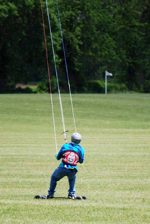 Lew's Other Pics: Sky Watch - Riding a kite