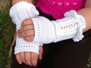 Manusi crosetate si tricotate