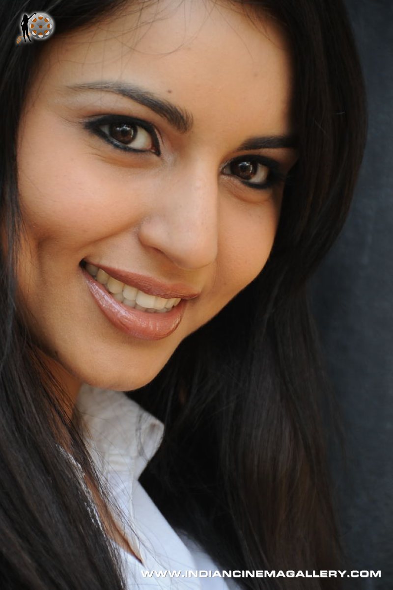 Aparna Sharma - Alchetron, The Free Social Encyclopedia