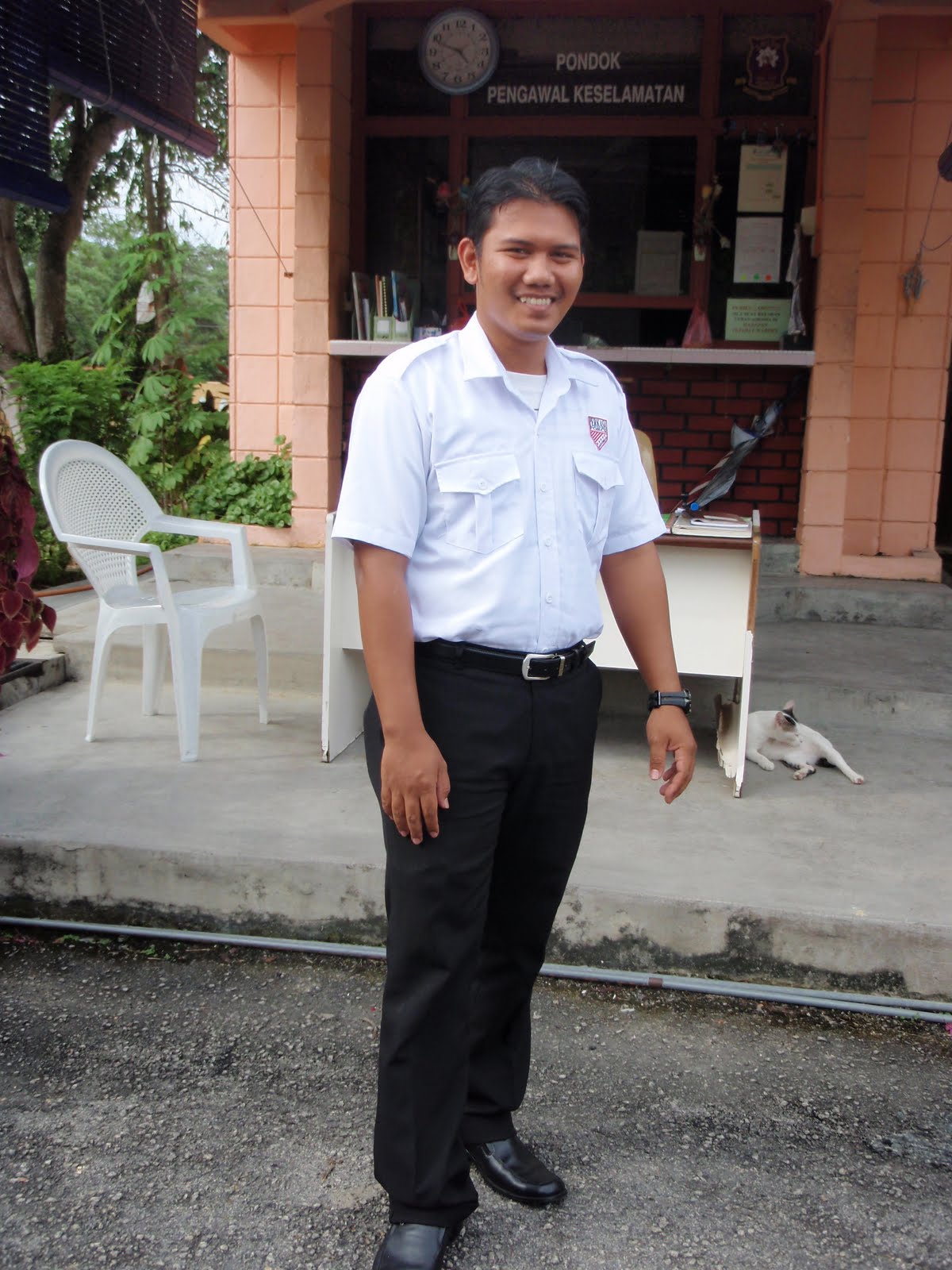 VOKASMA Today: A NEW SCHOOL GUARD