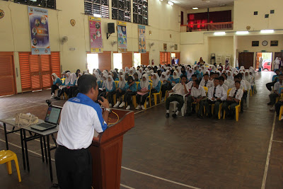 VOKASMA Today: OUTREACH PROGRAMME: SMK SERI MANJUNG & SMK RAJA SHARIMAN