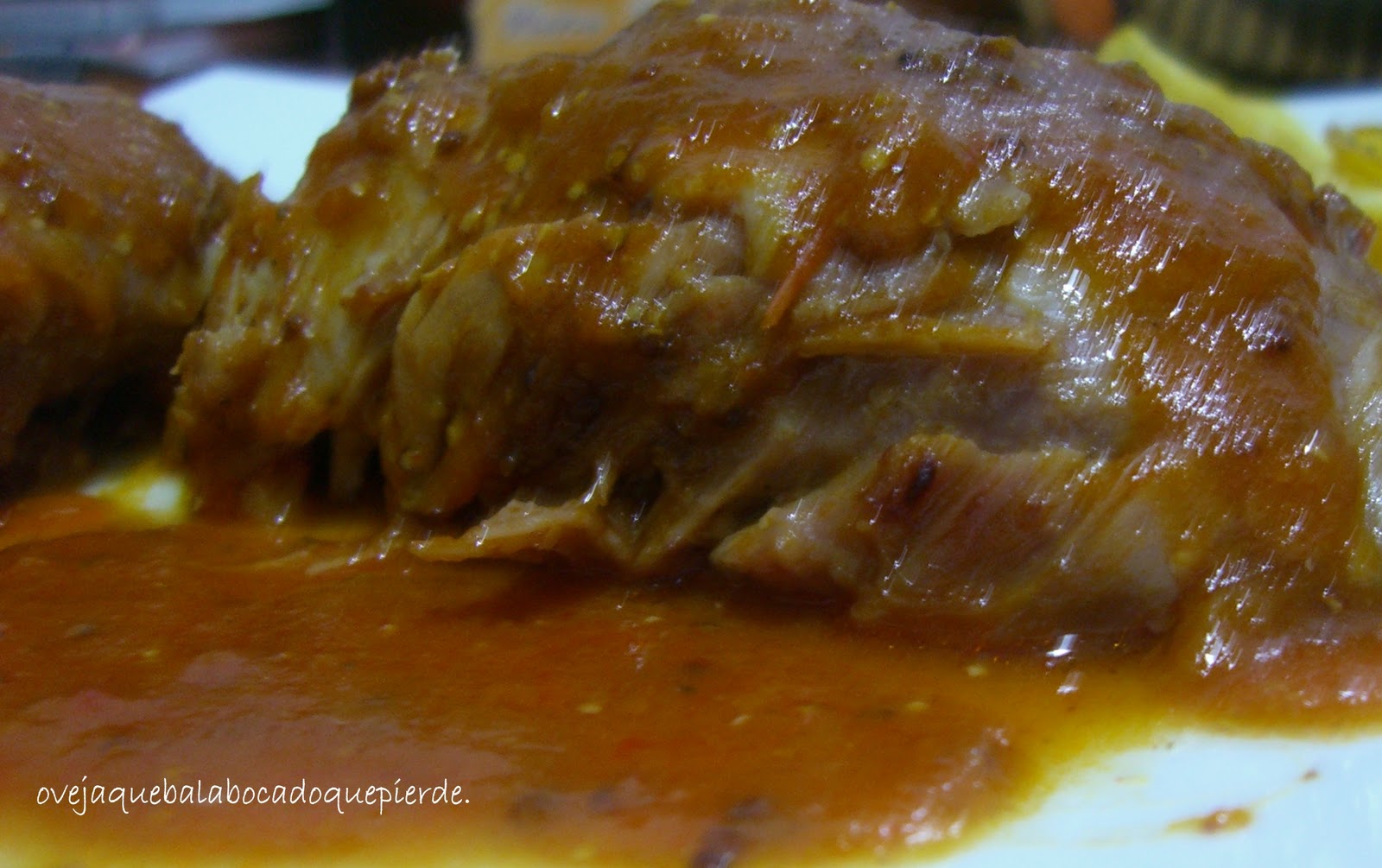 OVEJAQUEBALABOCADOQUEPIERDE: CODILLO EN SALSA DE MOSTAZA (Olla rápida)