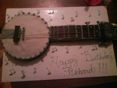 Sweet Swan's Cakes: Banjo Cake