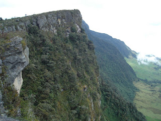 FUNDACIÓN SENDEROS Y MEMORIA: CUCHILLA DEL TABLAZO, SUBACHOQUE