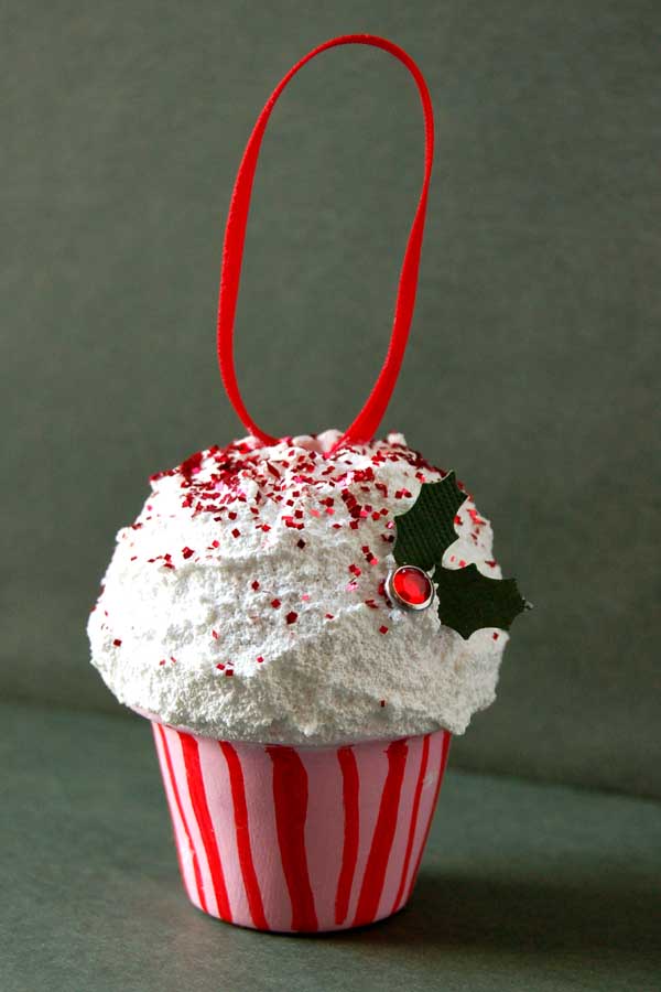 Jess' Obsession: Tuesday Morning Challenge: It's Cupcake Time!