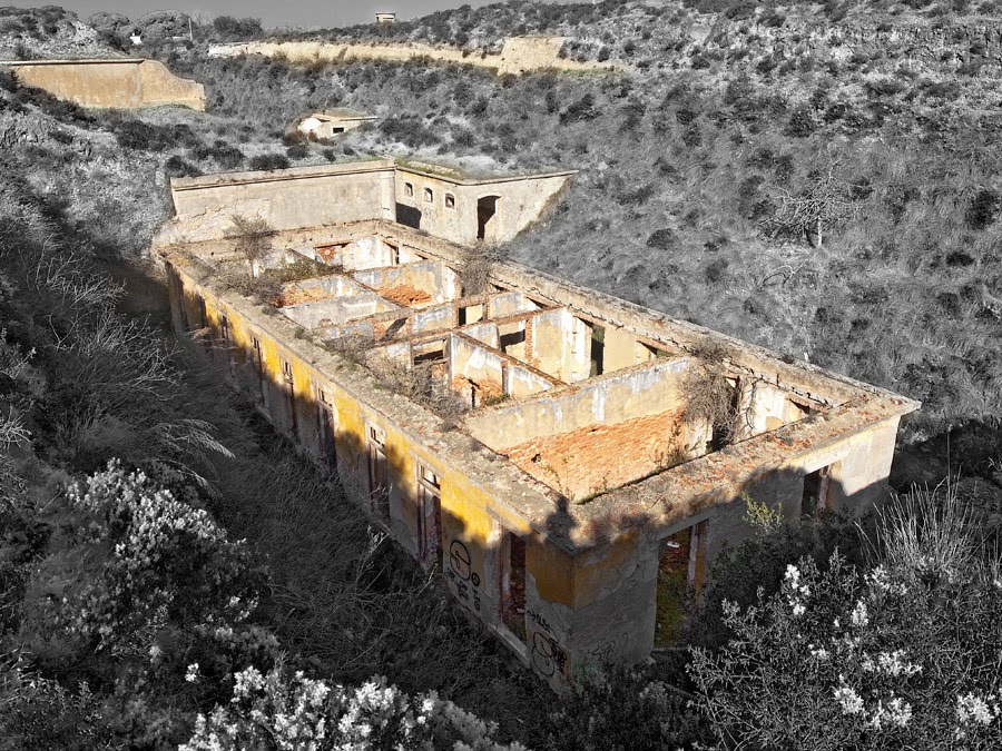 ruin'arte: As Baterias de Alpena - Trafaria