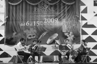 REFLEJOS INFINITOS: ENSAMBLE YTUARTE