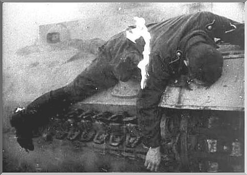 ILLUSTRATED HISTORY: RELIVE THE TIMES: Images Of War, History , WW2 ...