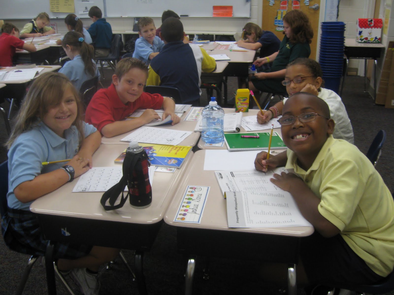 Mrs.Sanders 4th grade class: First Week of 4th Grade
