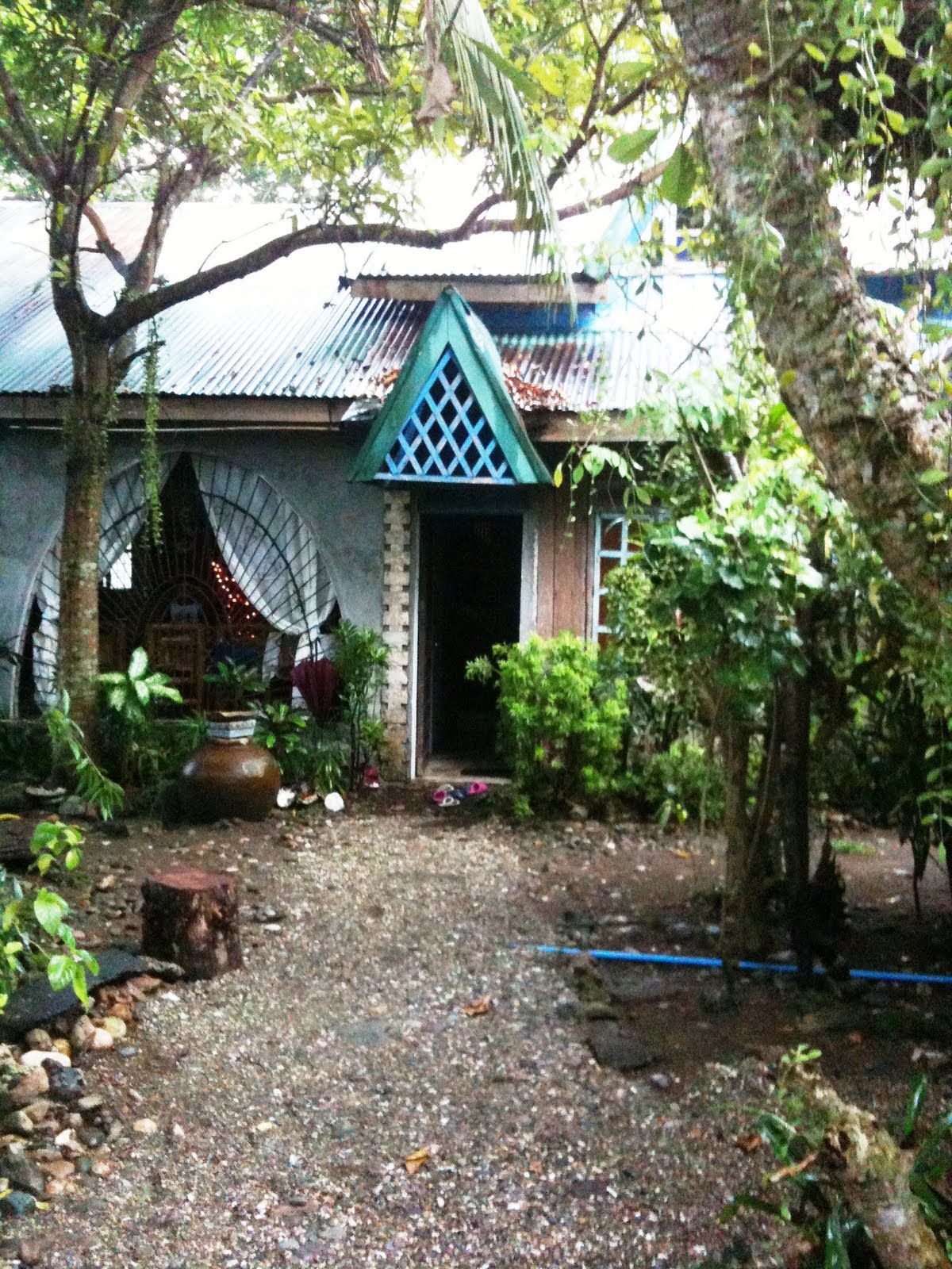 Wondrous Gift of a Moment at Bahaghari ~ Marinduque Rising