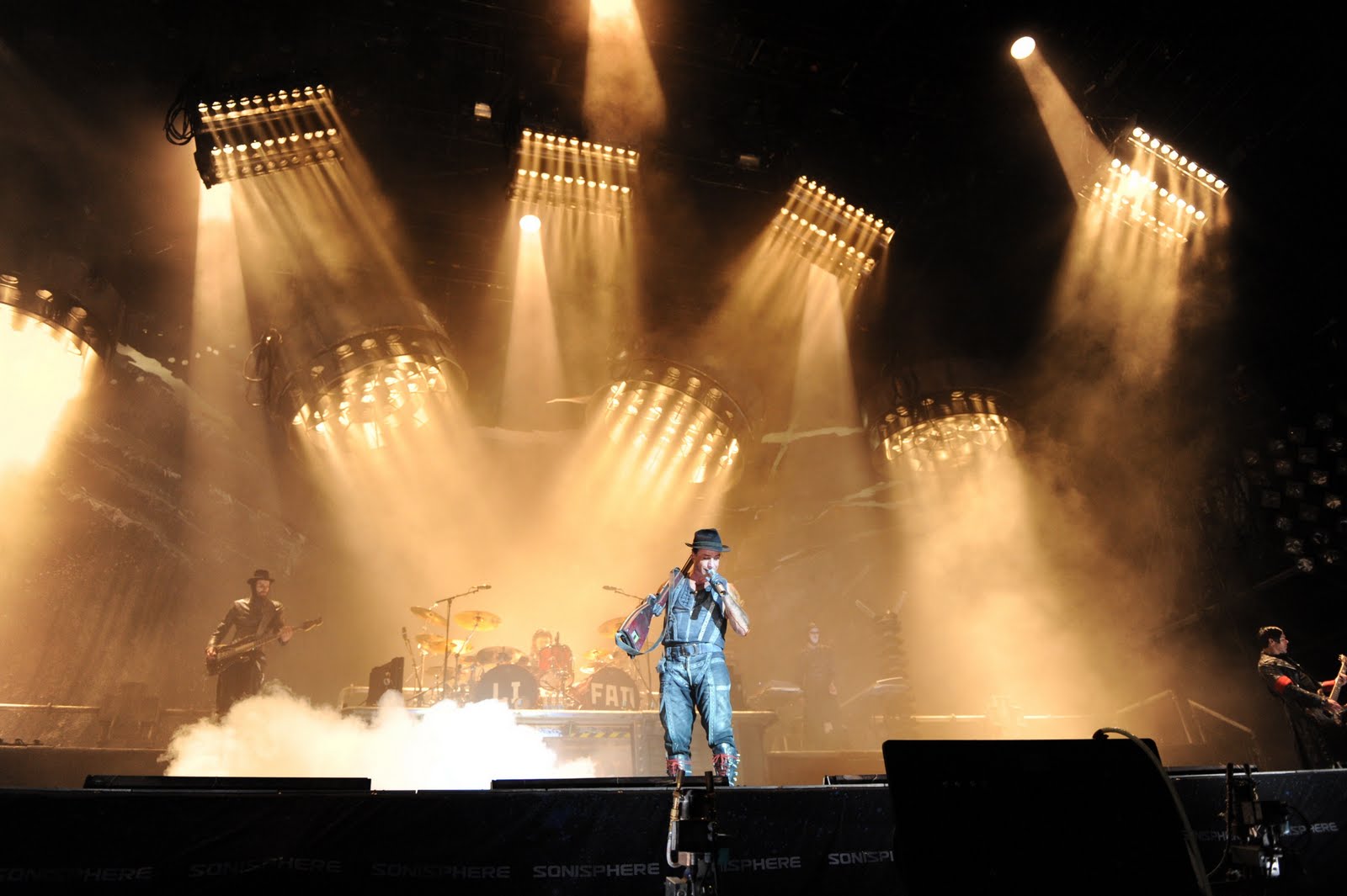Sonisphere Festival Photos: Sonisphere Festival Istanbul - Rammstein ...