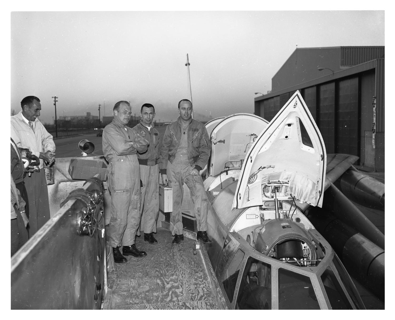 Jet Pilot Overseas: Test Pilot Flight Jacket by FRUHAUF FLYING APPAREL ...