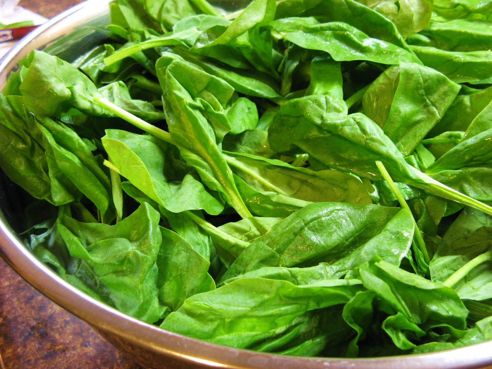 The Well-Fed Newlyweds: Sauteed Spinach with Peanuts