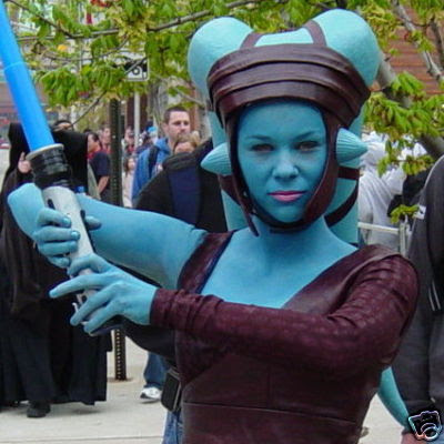 Casa Del Soul: KILOWATT ELECTRIC HALLOWEEN / COSTUME INSPIRATION