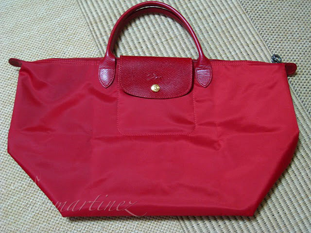 Compare and Contrast: original and fake Longchamp Le Pliage ...