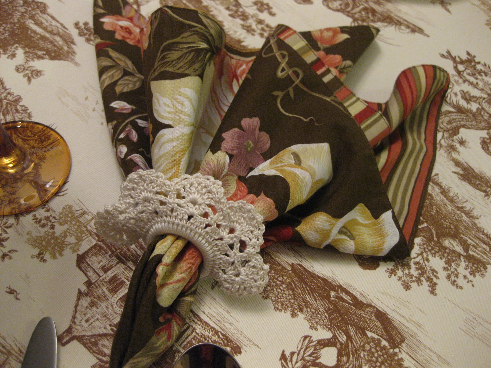 Henrietta's House: Happy Hour #5 Dinner and Wine with Wildlife