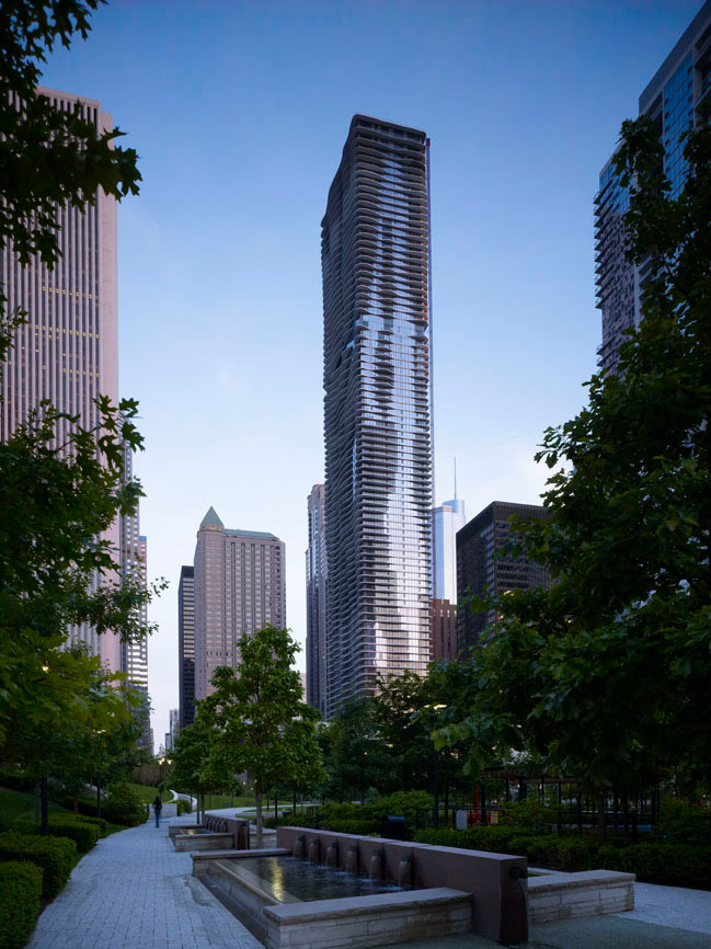 [1016]: Inside the Brackets: AQUA: Chicago Tower Succeeds by Simplicity ...