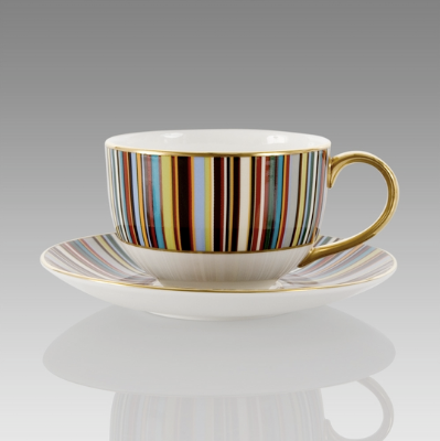 Patrick J. Baglino, Jr. Interior Design: Paul Smith. Fine China.