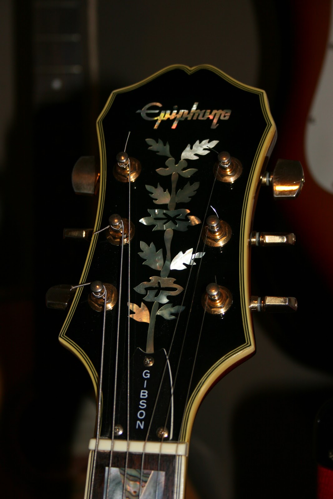 Guitar Jam Guitars: EPIPHONE SEMI HOLLOW BODY