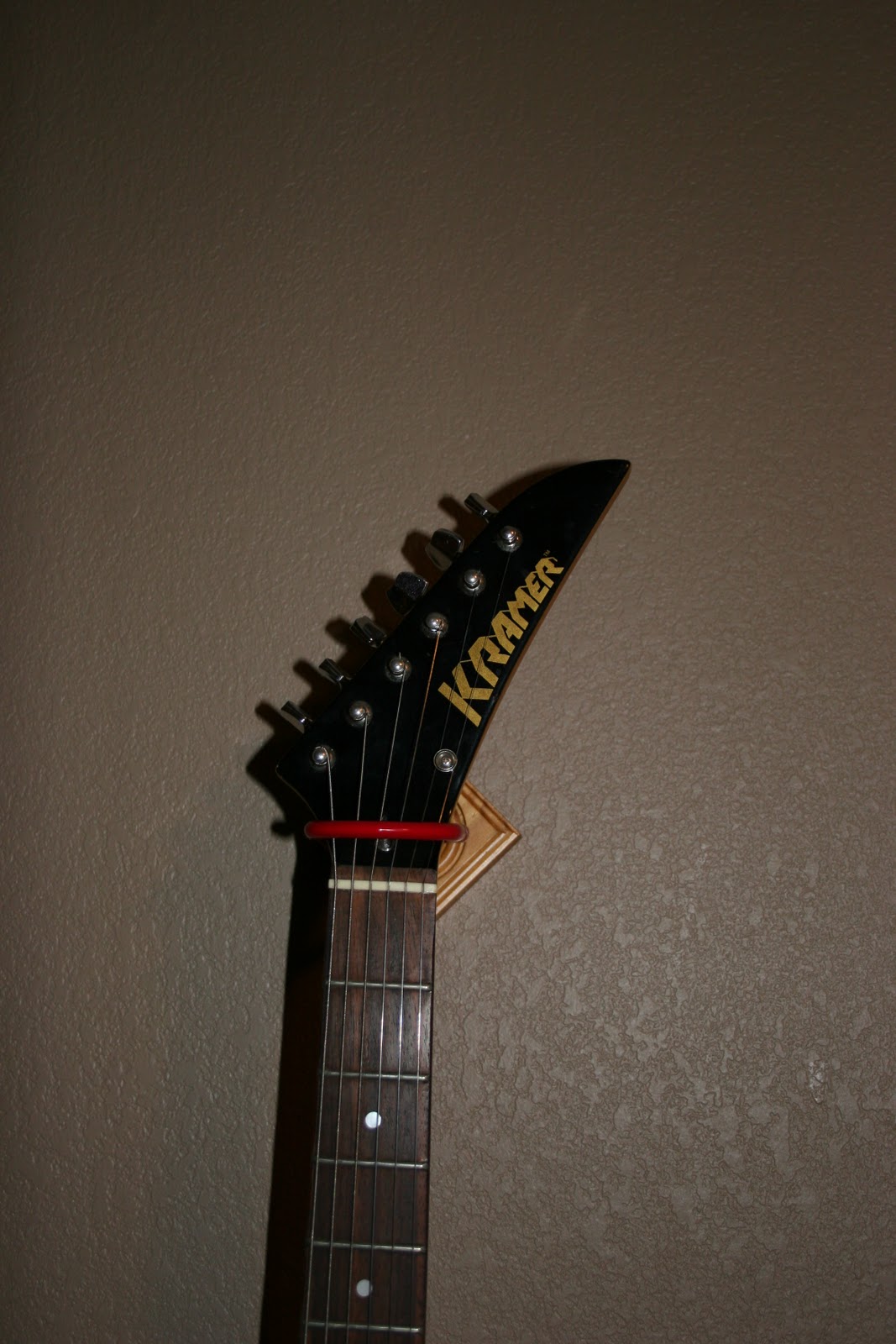 Guitar Jam Guitars: ****SOLD****KRAMER KS 400