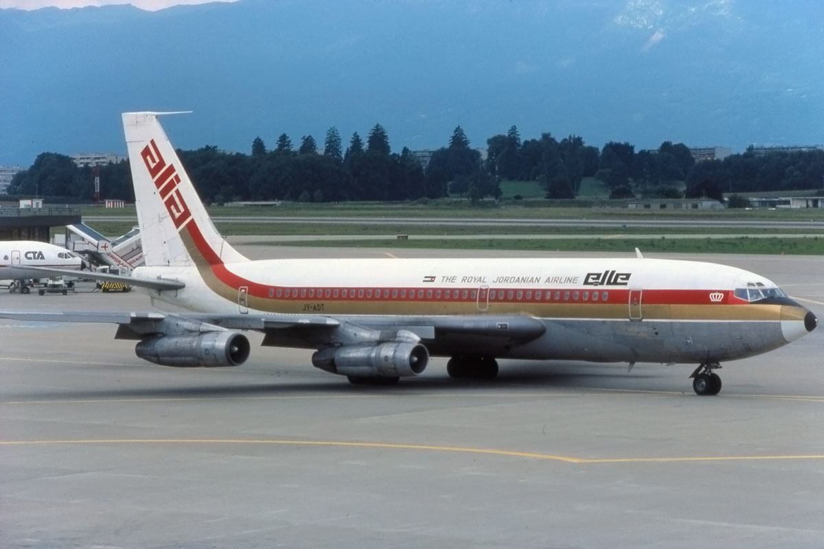 PlaneSpotters Slide-Collections: ALIA - Royal Jordanian B720 JY-ADT