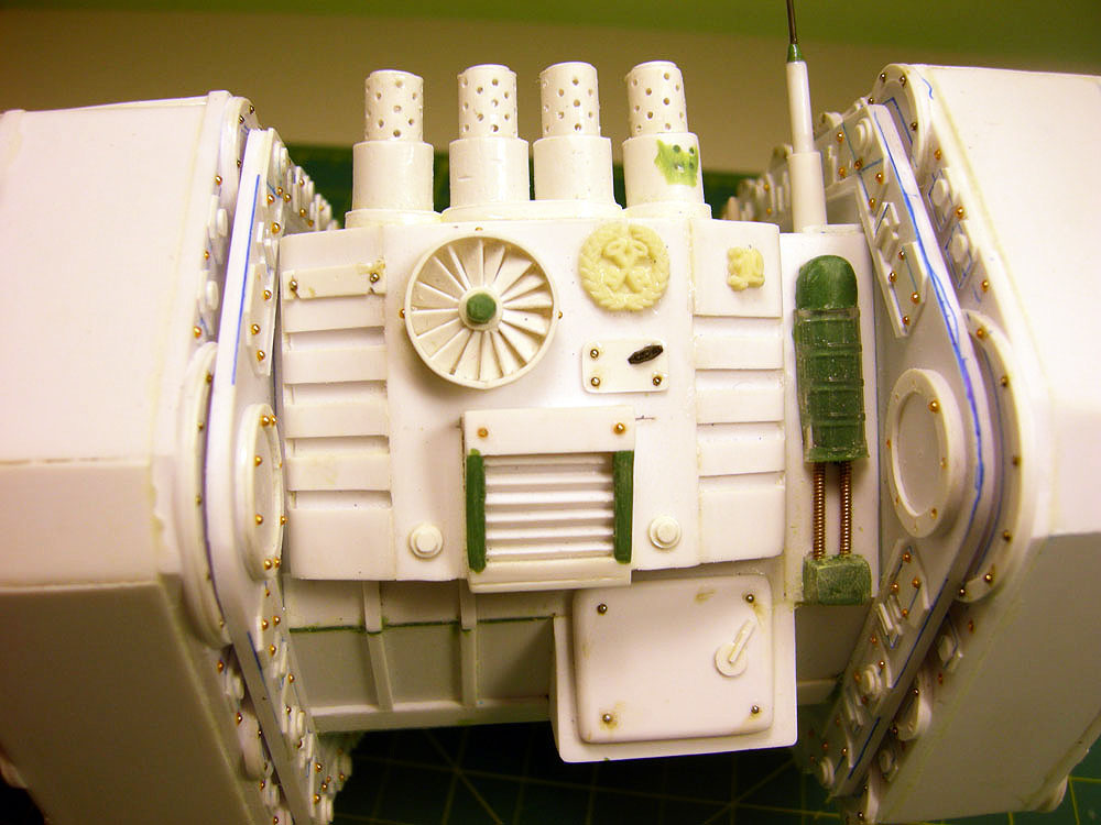 Lascannons&Lances: Scratchbuild - The Land Raider MkI part 5