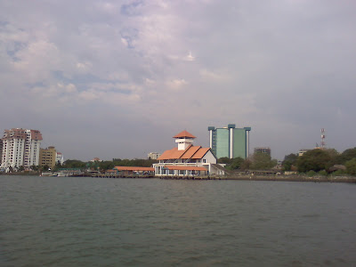 my-experiments-in-photography: kochi lake {kochi kayal}