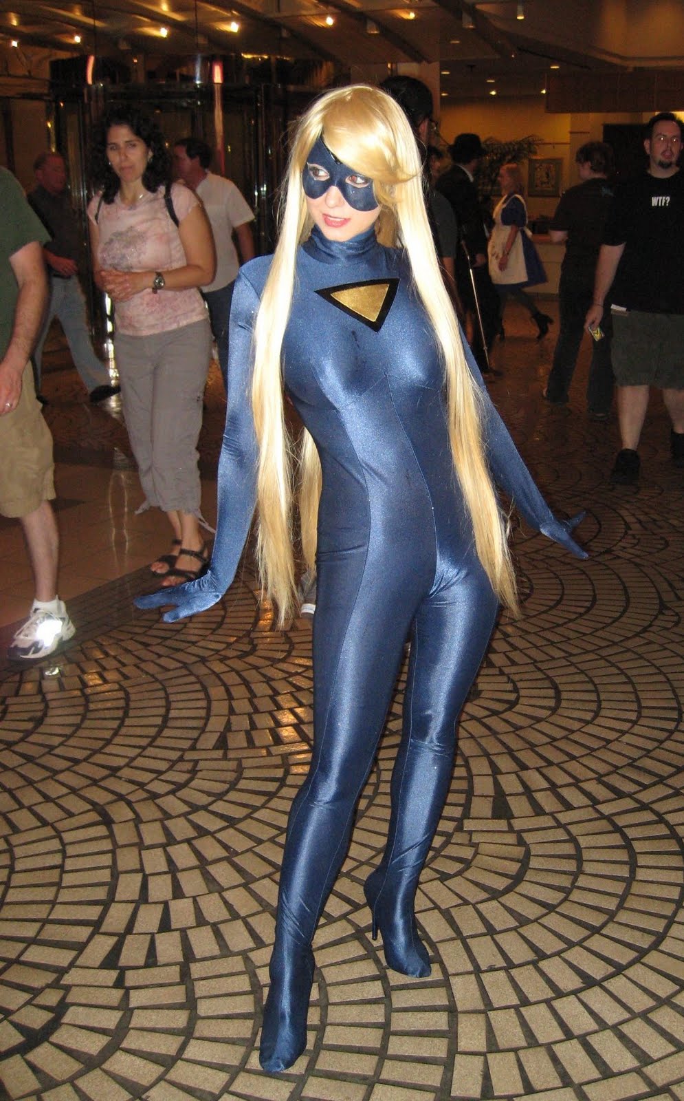 monitos y cosplay: Empowered