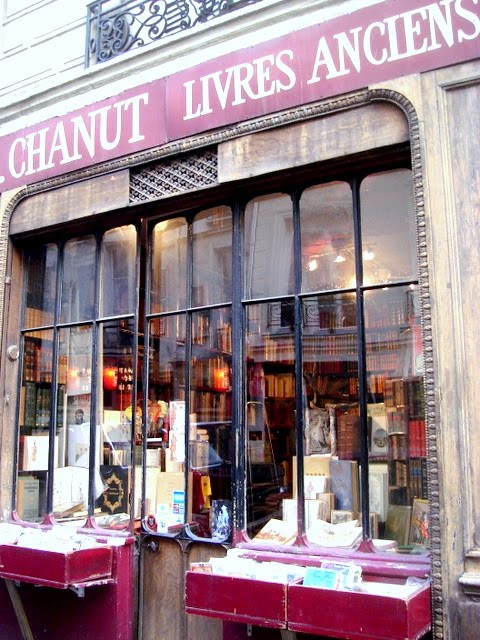 FrenchBlue: Old Bookstore Paris