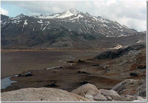 Triángulo equidlátere: Las islas de la desolación