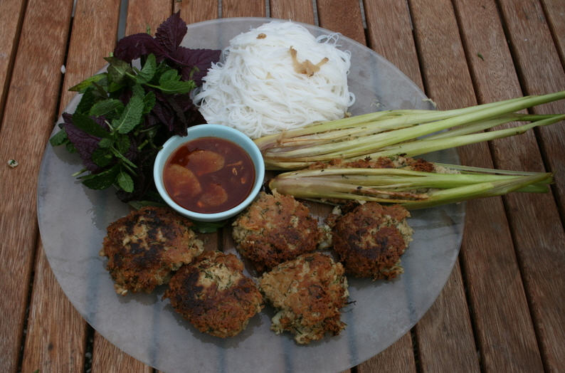 Ăn Chay Thời Đại Mới: Chả Cá Chay Thì Là