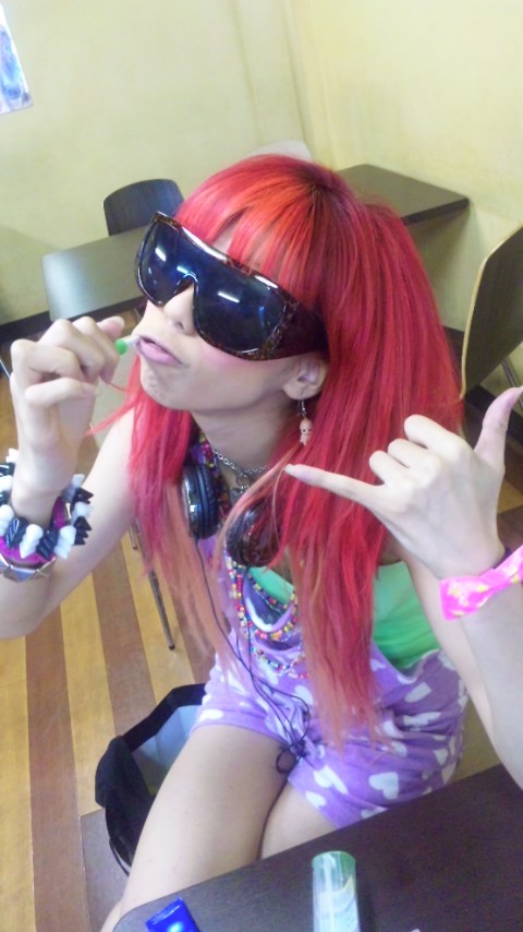 miru0305: more orange haired gyaru/gyaruo!