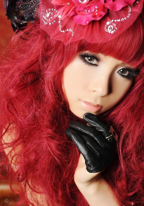 miru0305: more orange haired gyaru/gyaruo!
